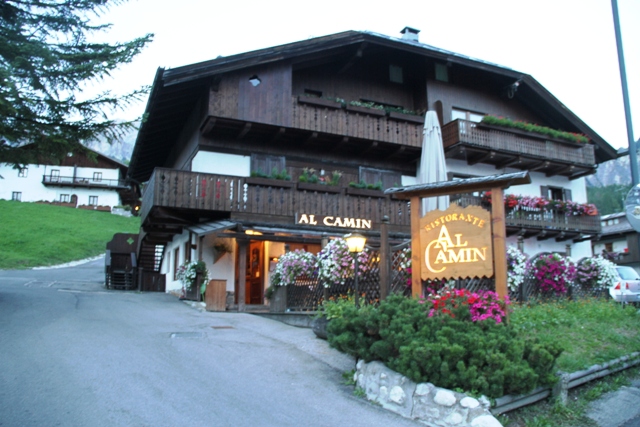 Cortina ristorante Al Camin – Sure-com America
